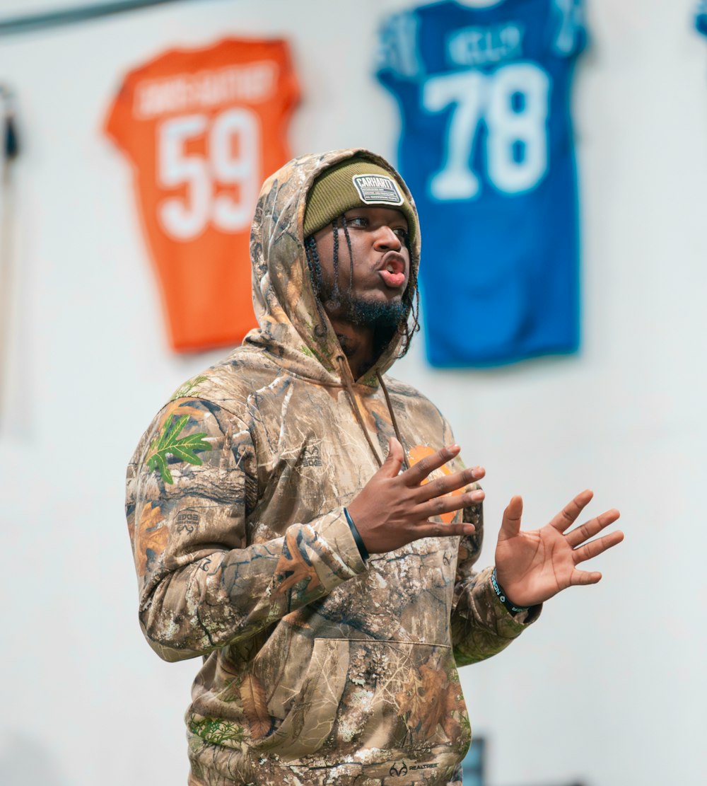 Carlton Aiken | Online AFL Lessons Cincinnati | Skillest